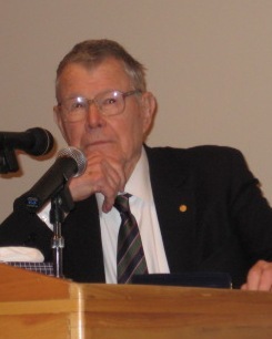 Thomas C. Schelling (Author of Micromotives and Macrobehavior)