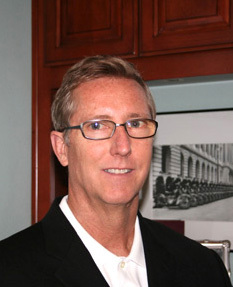 Michael Bender (Author of The Fast, The Fraudulent & The Fatal)