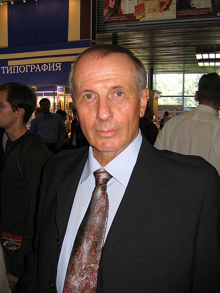 Mikhail Veller (Author of Легенды Невского Проспекта)