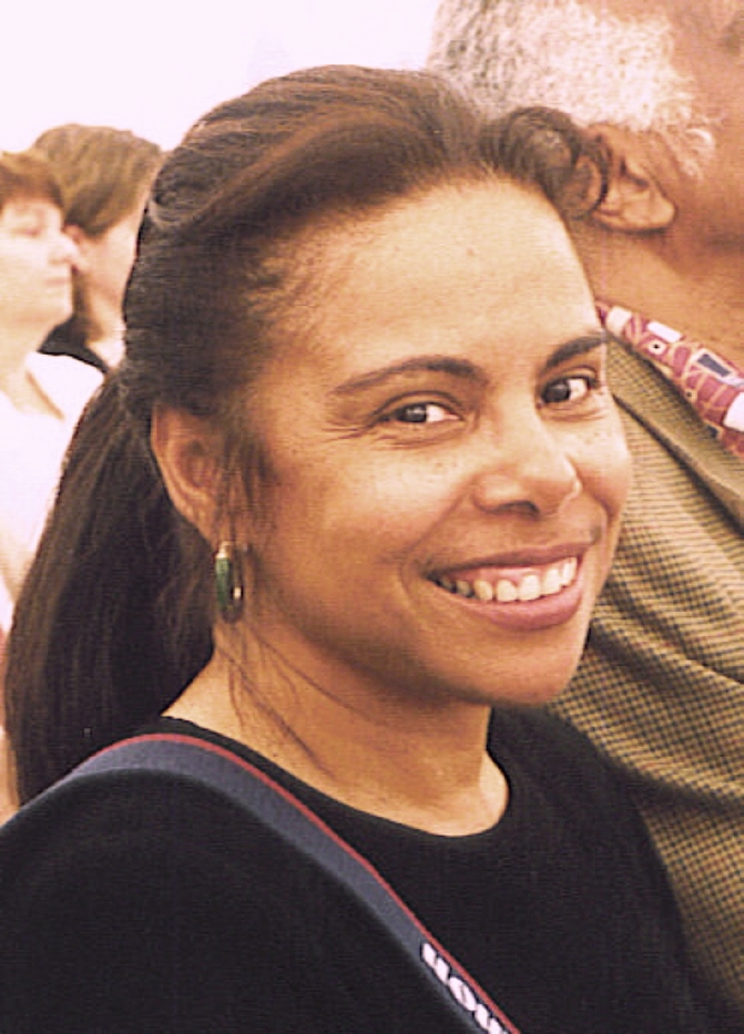 Naomi Pringle (Author of Ginga Root Tea)
