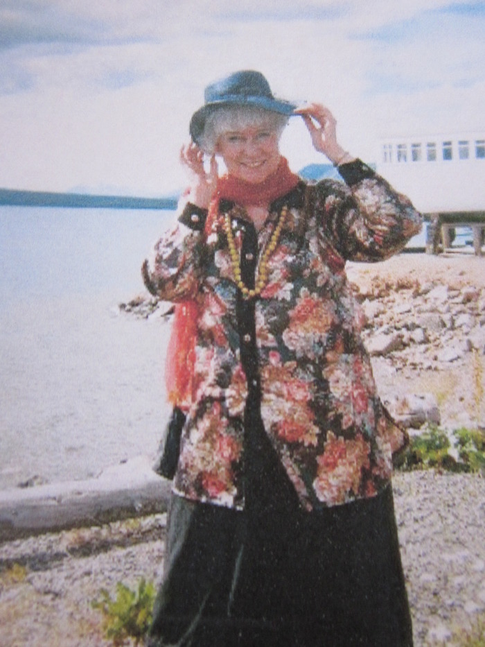 Annemarieke Tazelaar (Author of THE APPLE EATER)