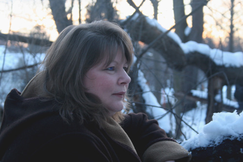 Laura Lyn (Author of Healing with The Angel Rays)