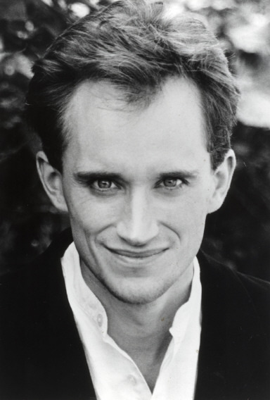 Harry Bingham (Author of Talking to the Dead)