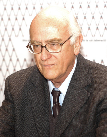 Roger Bartra (Author of La jaula de la melancolía. Identidad y ...
