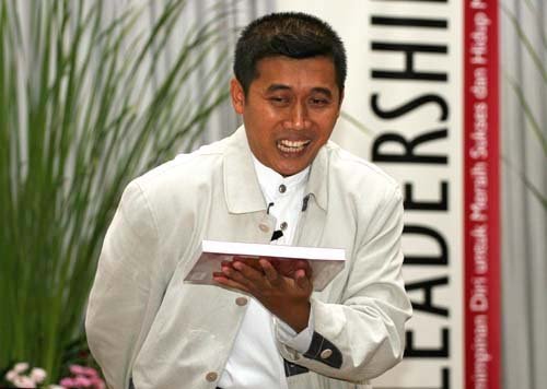 Jamil Azzaini Author Of Tuhan Inilah Proposal Hidupku