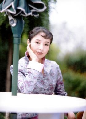 Geling Yan (Author of The Secret Talker)