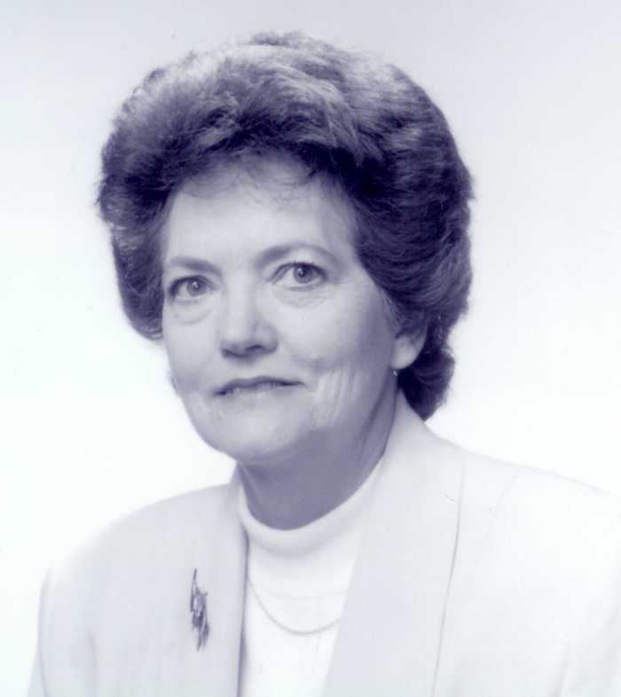 Helen Spring (Author of The Chainmakers)