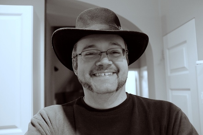 Scott Roche (Author of Crimson Sands)