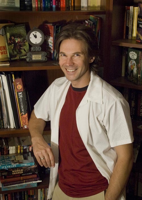 George Ivanoff (Author of Cẩm Nang Khám Phá Cơ Thể Người)