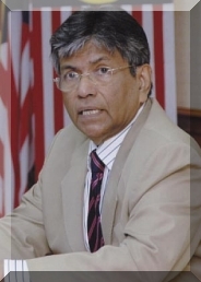 Zainuddin Maidin (Author of Mahathir Di Sebalik Tabir)
