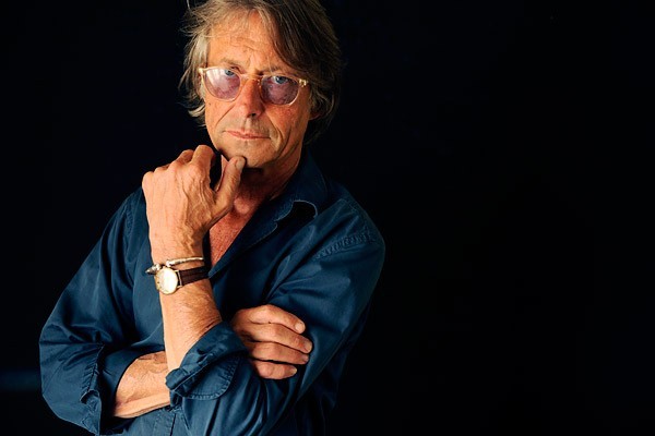 Bruce Robinson (Author of The Peculiar Memories of Thomas Penman)