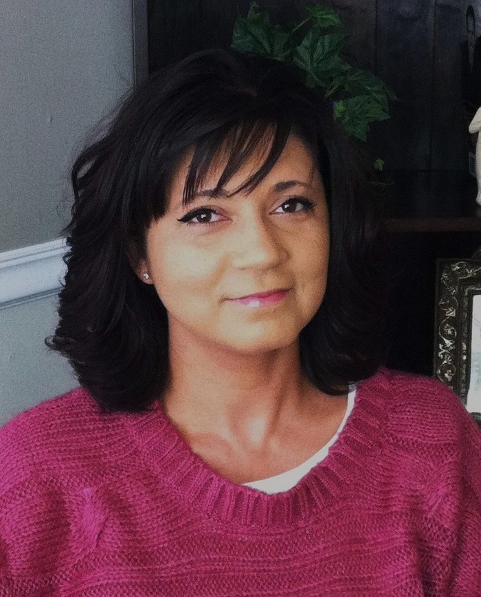 Anne Nowlin (Author of Mommy)