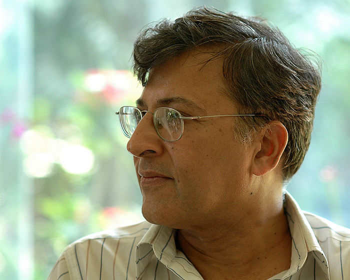 Pervez Hoodbhoy (Foreword of Confronting Empire)