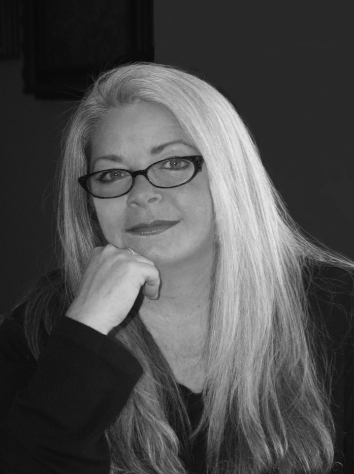 Tracy Ellen (Author of A Date with Fate)