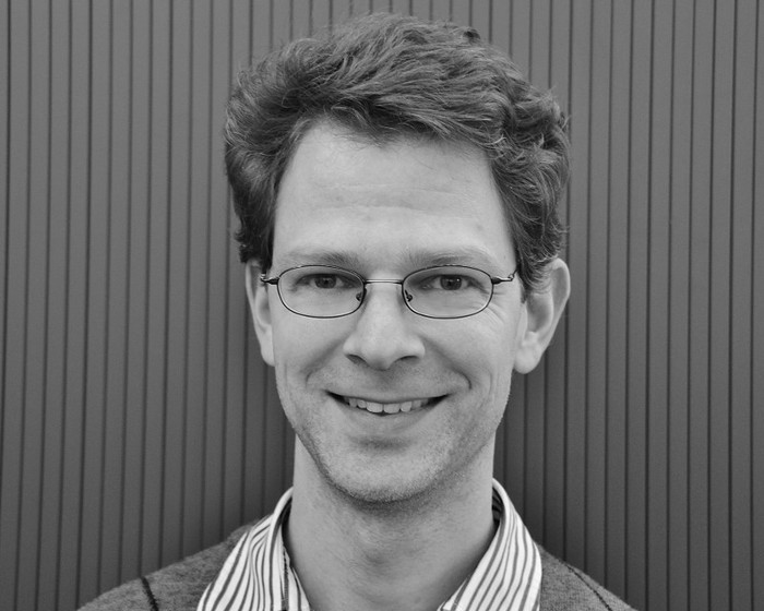 Erich Iseli (Author of Webauftritt gestalten und realisieren (101))