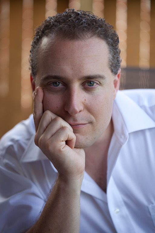 Emilio Castro (Author of Tirrena)