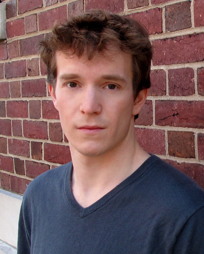 Michael Damiano (Author of Porque la vida no basta)