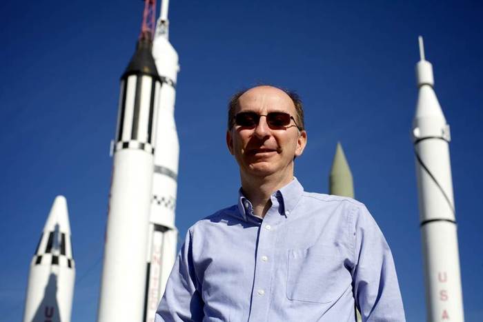 Les Johnson (Author of Rescue Mode)