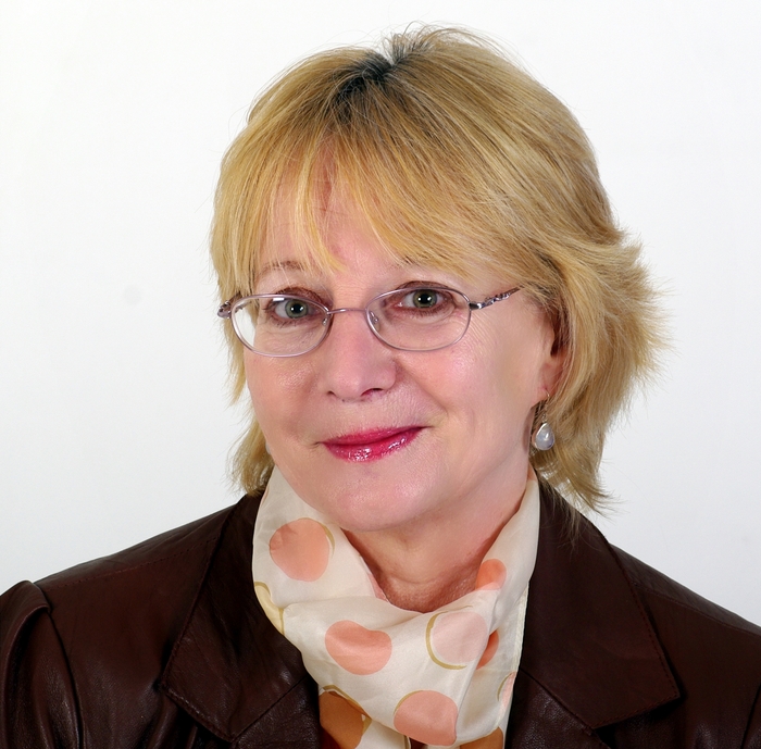 Sheila Williams (Author of Close to the Edge)