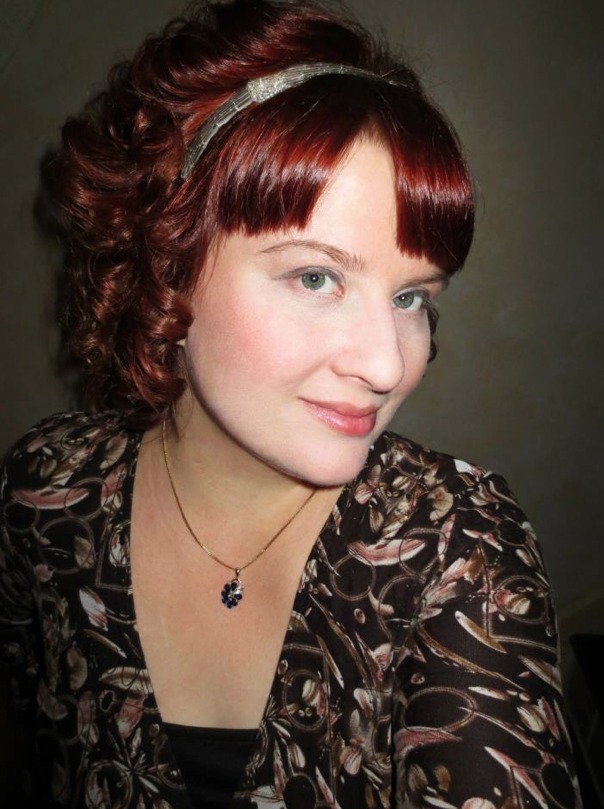 Lezli Robyn (Author of Galaxy's Edge Magazine, Issue 53, November 2021)