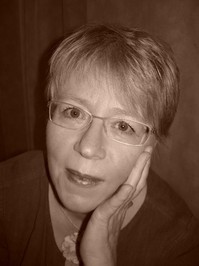 Ilona Maria Hilliges (Author of Die weiße Hexe. Meine Abenteuer in Afrika.)