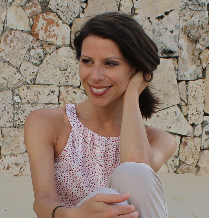 Tamara Levitt (Author of Happiness Doesn't Come from Headstands)