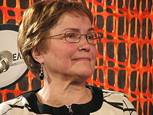 Ly Seppel (Translator of Naised, kes jooksevad huntidega)