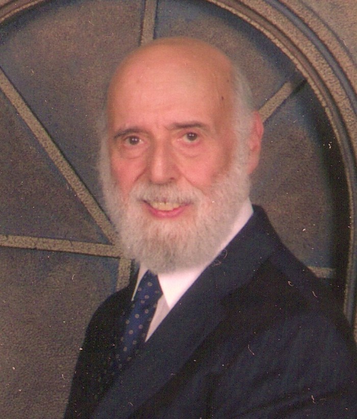 Leonard Goodwin (Author of Echoes In The Universe)