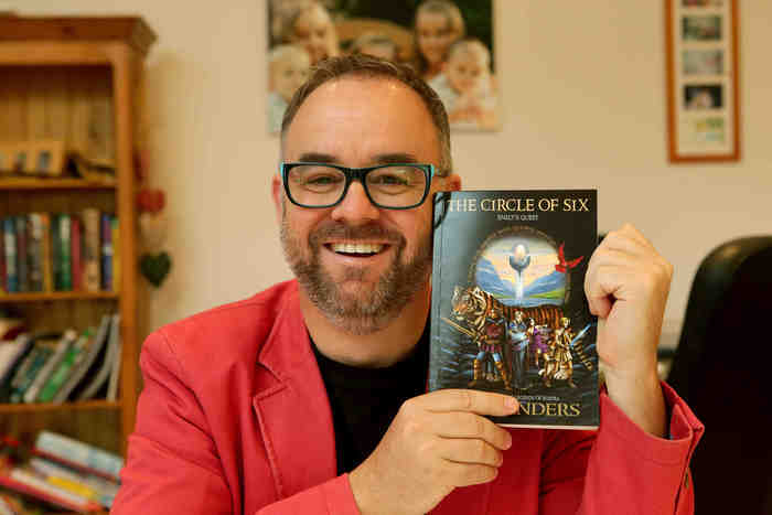 Dan Sanders (Author of The Circle of Six)