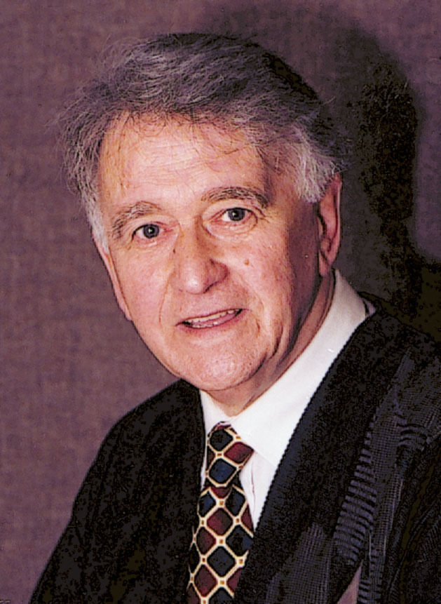 Frank Murphy (Author of Lockie and Dadge)