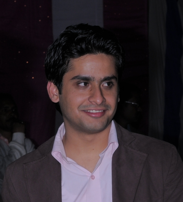 Vikrant Khanna (Author of The Girl Who Knew Too Much)