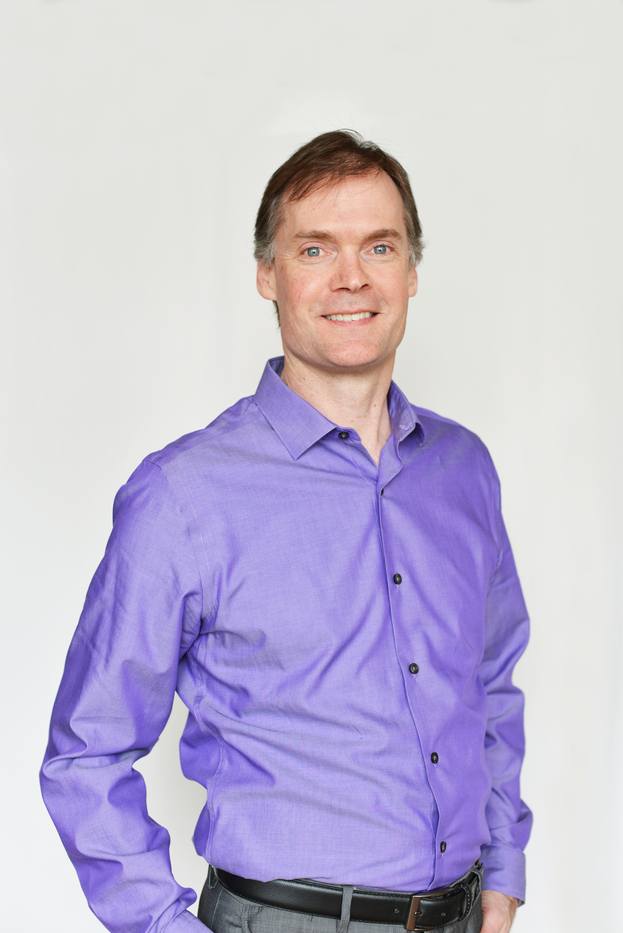 Jeff Pinkney (Illustrator of Riki-Tiki-Tavi)