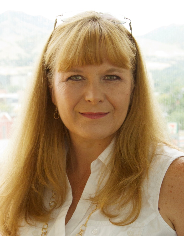 Kim Williams Justesen (Author of The Deepest Blue)