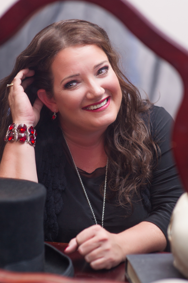 Michelle Hughes (Author of 10 Nights)