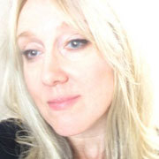 Mandy Clark (Author of Mud & Marriage. A Housebuilding Adventure)