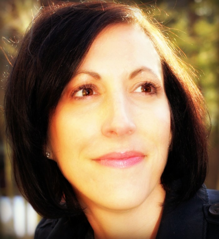 Sarah Lawrence (Author of Christmas Eve, Eve!)