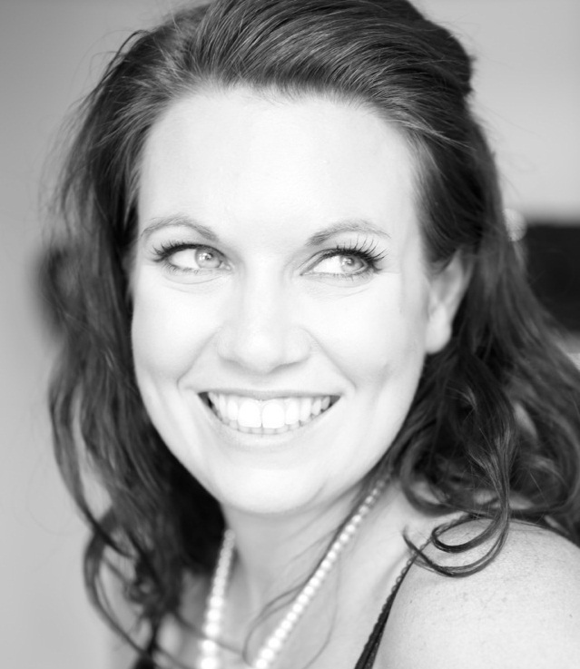 Rachel McGrath (Author of Finding the Rainbow)