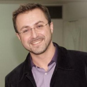 Rafael-José Díaz (Author of Un sudario)