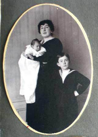 Ayşe Osmanoğlu (Author of والدي السلطان عبد الحميد الثاني)