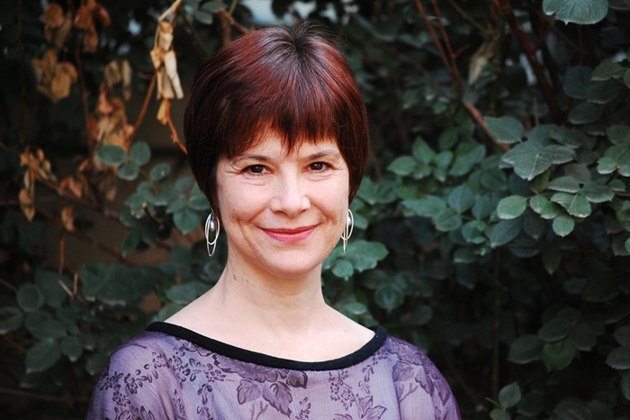 Catherine Sampson (Author of Falling Off Air)