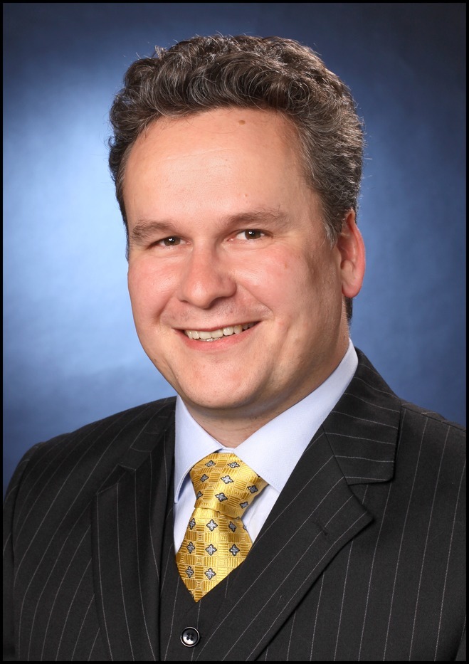 Martin Munzel (Author of First Steps in SAP)
