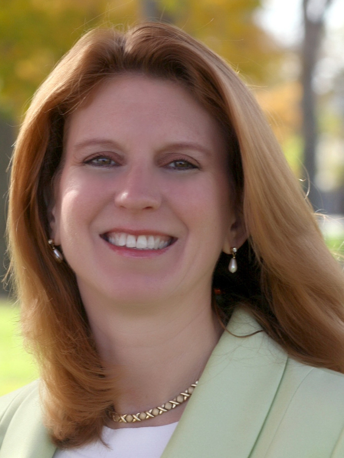 Lisa Ryan (Author of Surprise Baby for Daddy’s Best Friend)