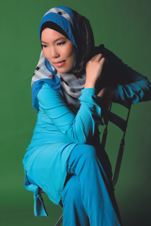 Siti Rohani Ariffin Leong (Author of Real Connection)