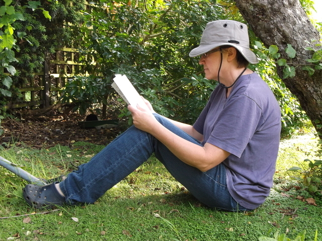 Tracey Meredith (Author of Growned)