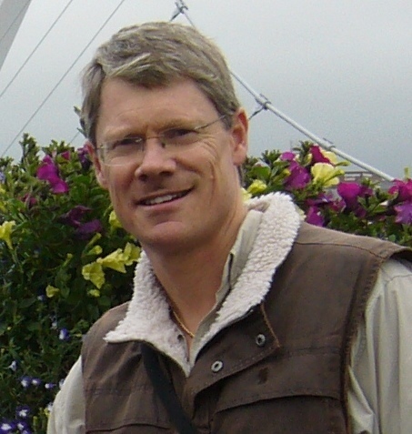 Bruce Wells (Author of Happiness Anywhere Anytime)