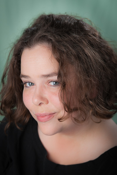 Ariel Swan (Author of The Nightingale Bones)