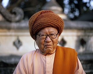 Prapannacharya (Author of वेद मा के छ ? [Vedh Ma K Chha?])