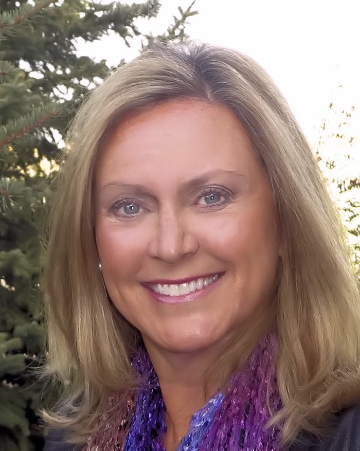 Lisa G. Shore (Author of Gifts of the Crysnix)