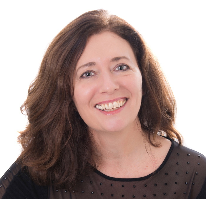 Maria Cross (Author of I Wish I Hadn't Eaten That)