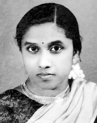 ತ್ರಿವೇಣಿ (Author of Belli Moda)